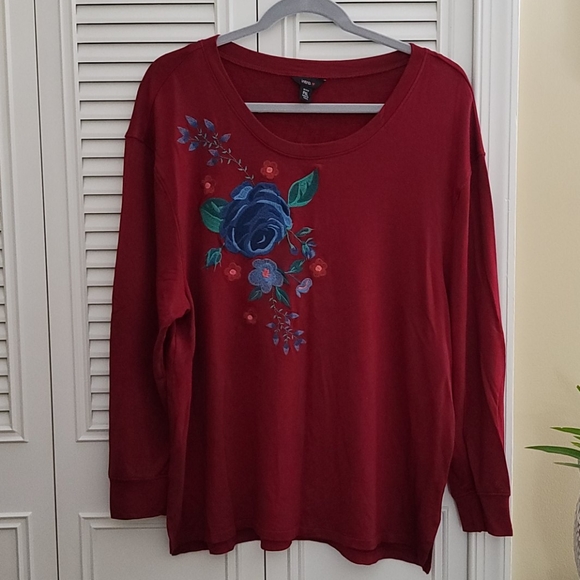 intro. | Tops | Intro Longsleeve Embroidered Tunic | Poshmark